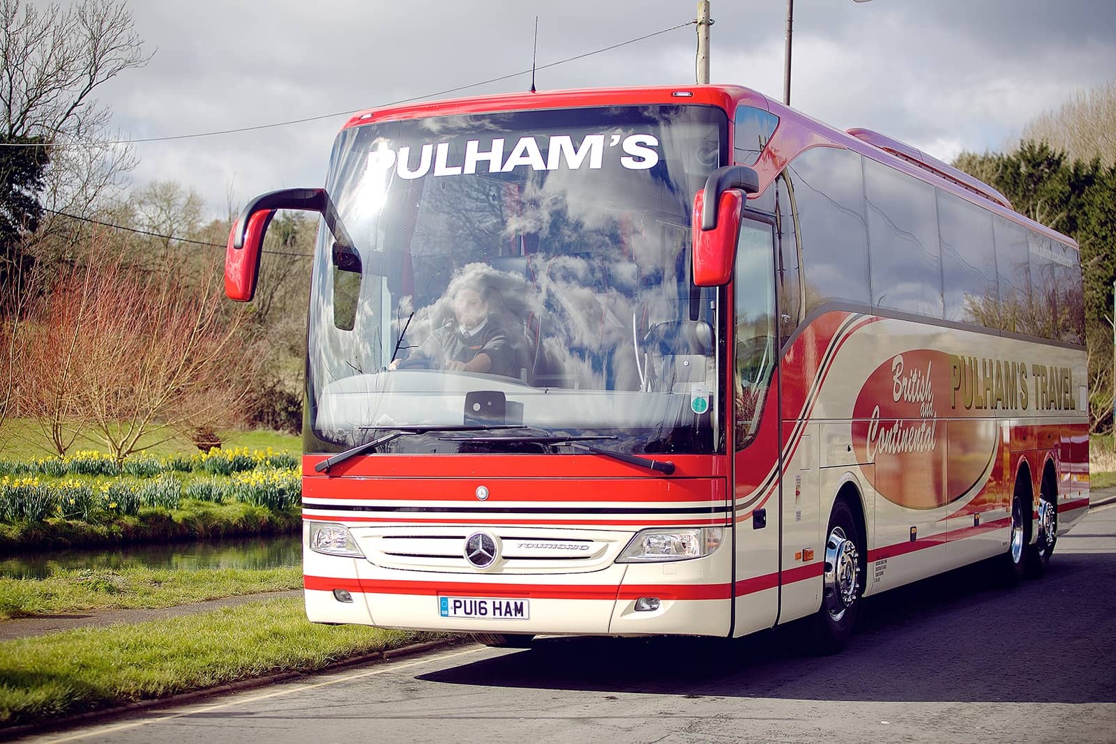 Pulhams on Point - Pulhams Coaches : Pulhams Coaches